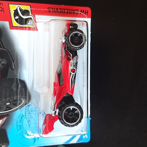 Mattel | Toys | Hot Wheels Blade Raider 22 Hw Daredevils Diecast Car ...